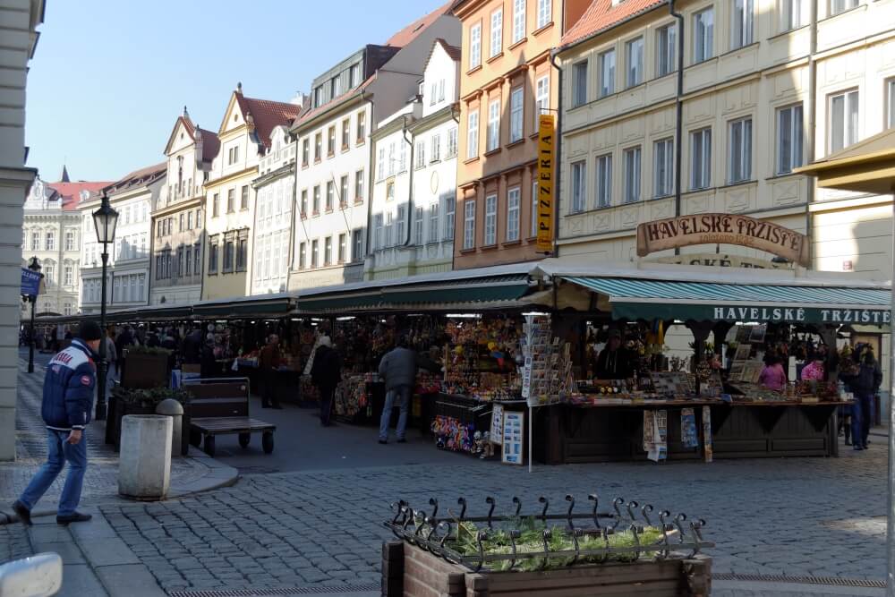 Prague Travel Guide - Dreams Taking Wings